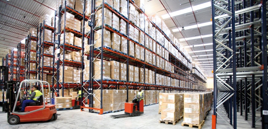 Logistics items Keys to ensuring the safety of warehouse - Mecalux.com