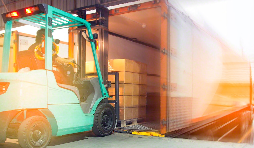 Order consolidation for streamlined shipping - Mecalux.com