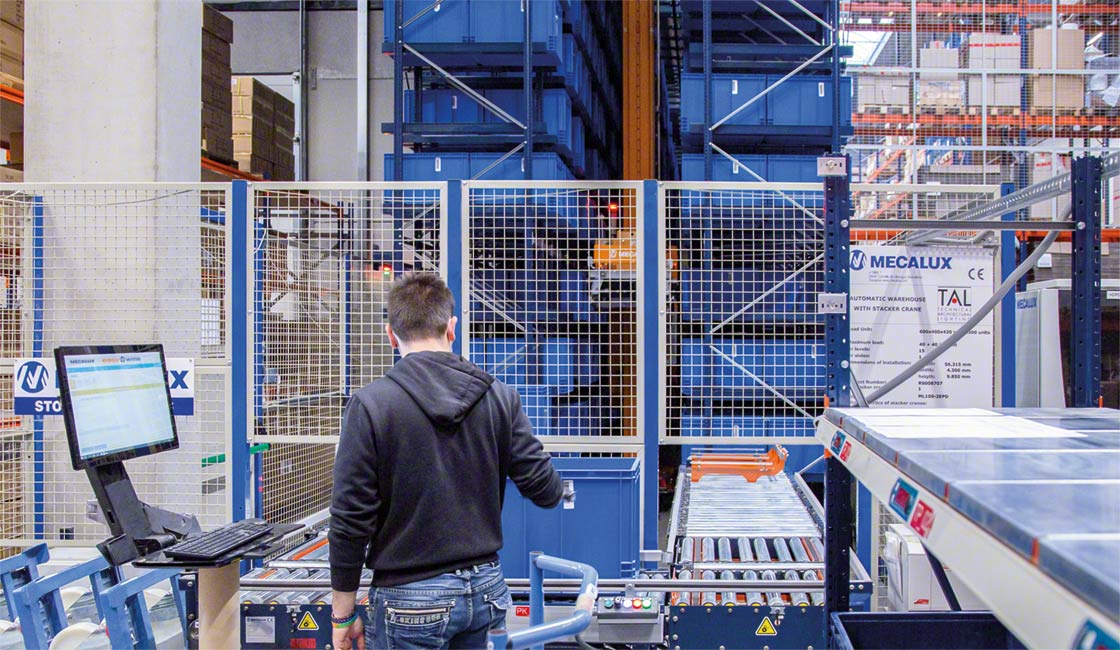 Warehouse machines: one for each operation - Mecalux.com