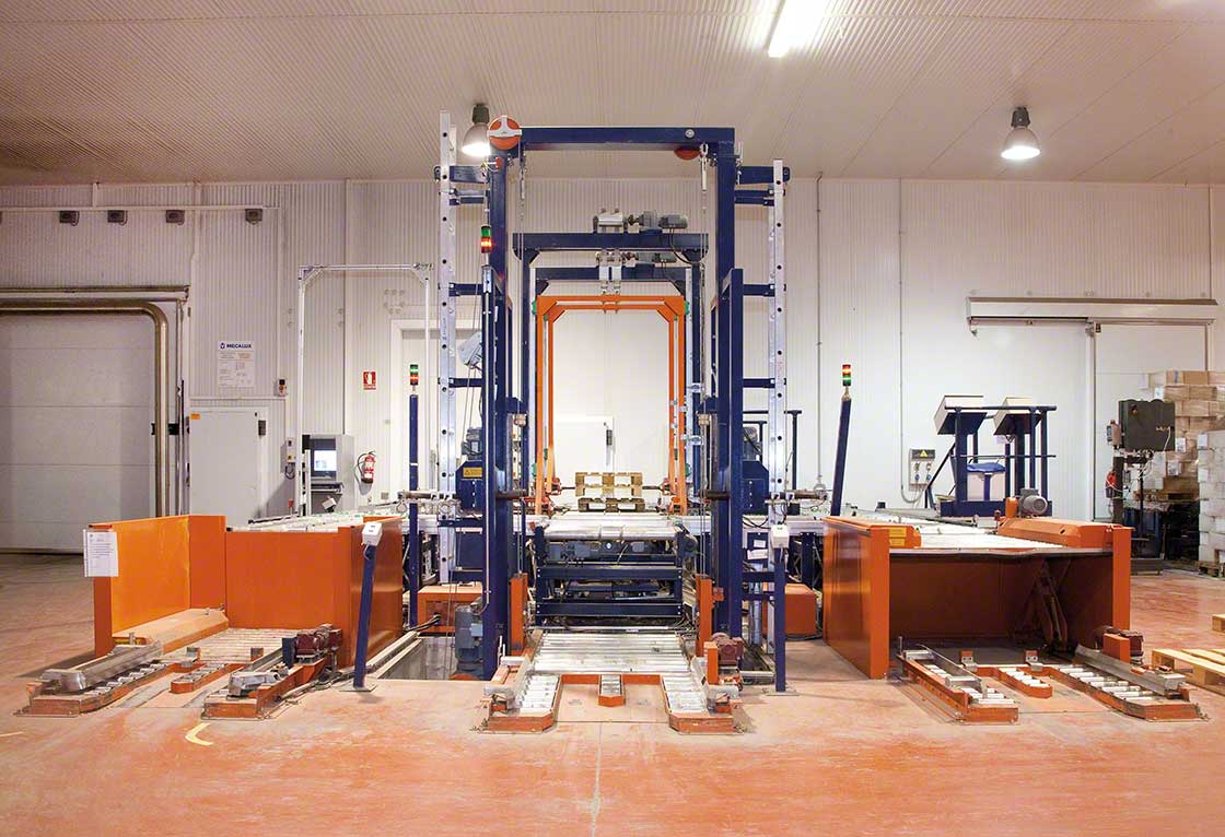 Warehouse shipping and receiving management - Mecalux.com