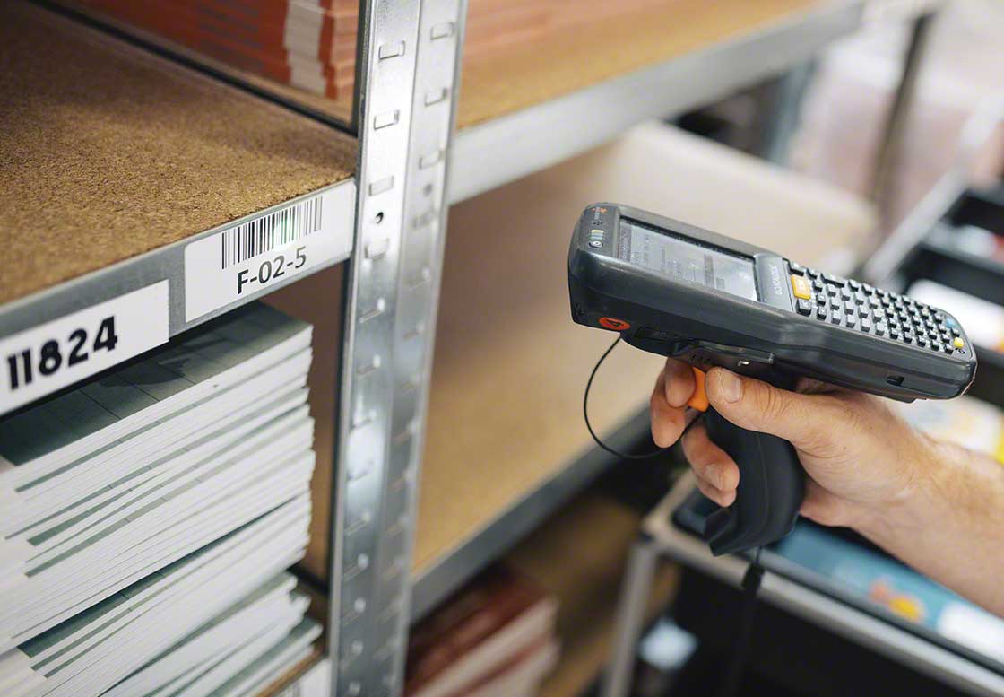 Item coding in the warehouse - Mecalux.com