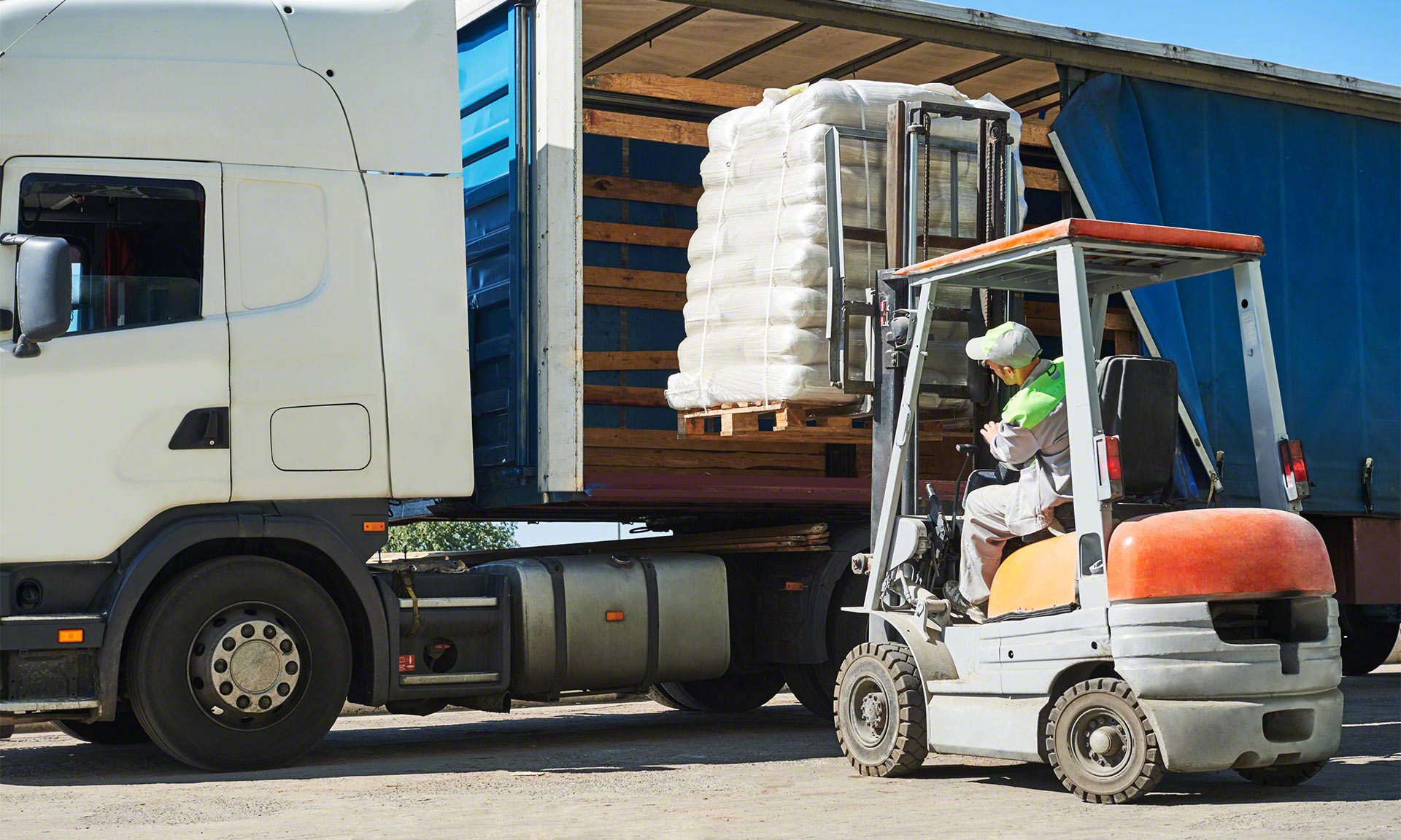 Contract logistics: Meaning and benefits - Mecalux.com