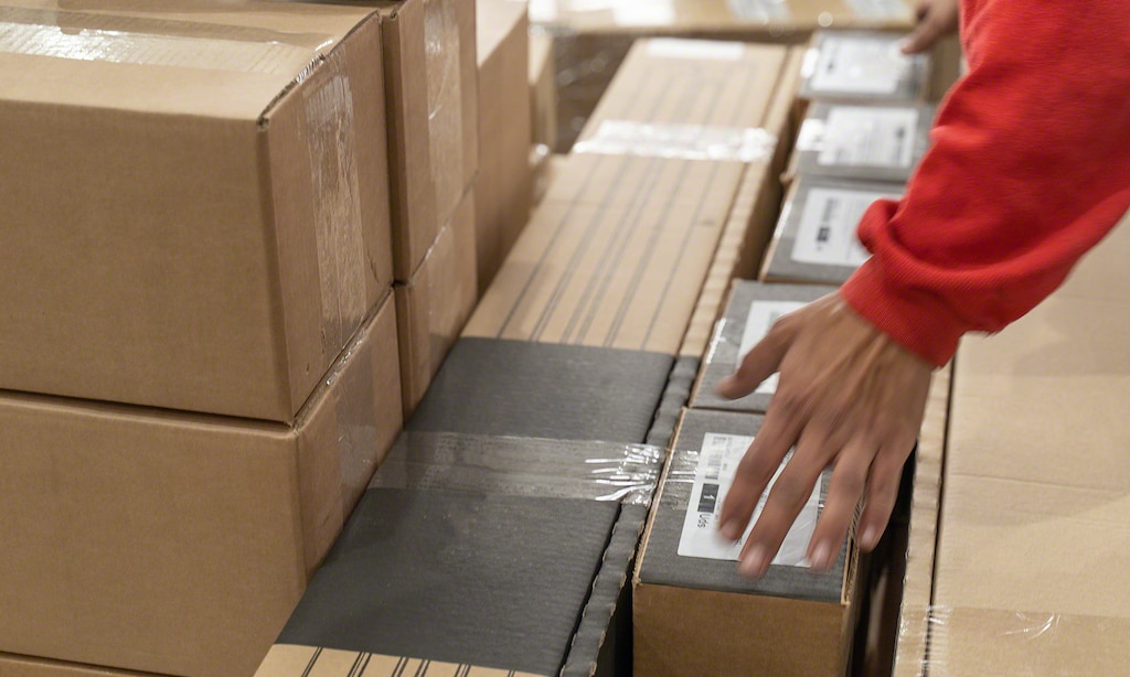 Double handling: example of waste in Lean - Mecalux.com