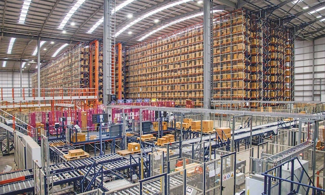 Greenfield vs. brownfield logistics projects - Mecalux.com