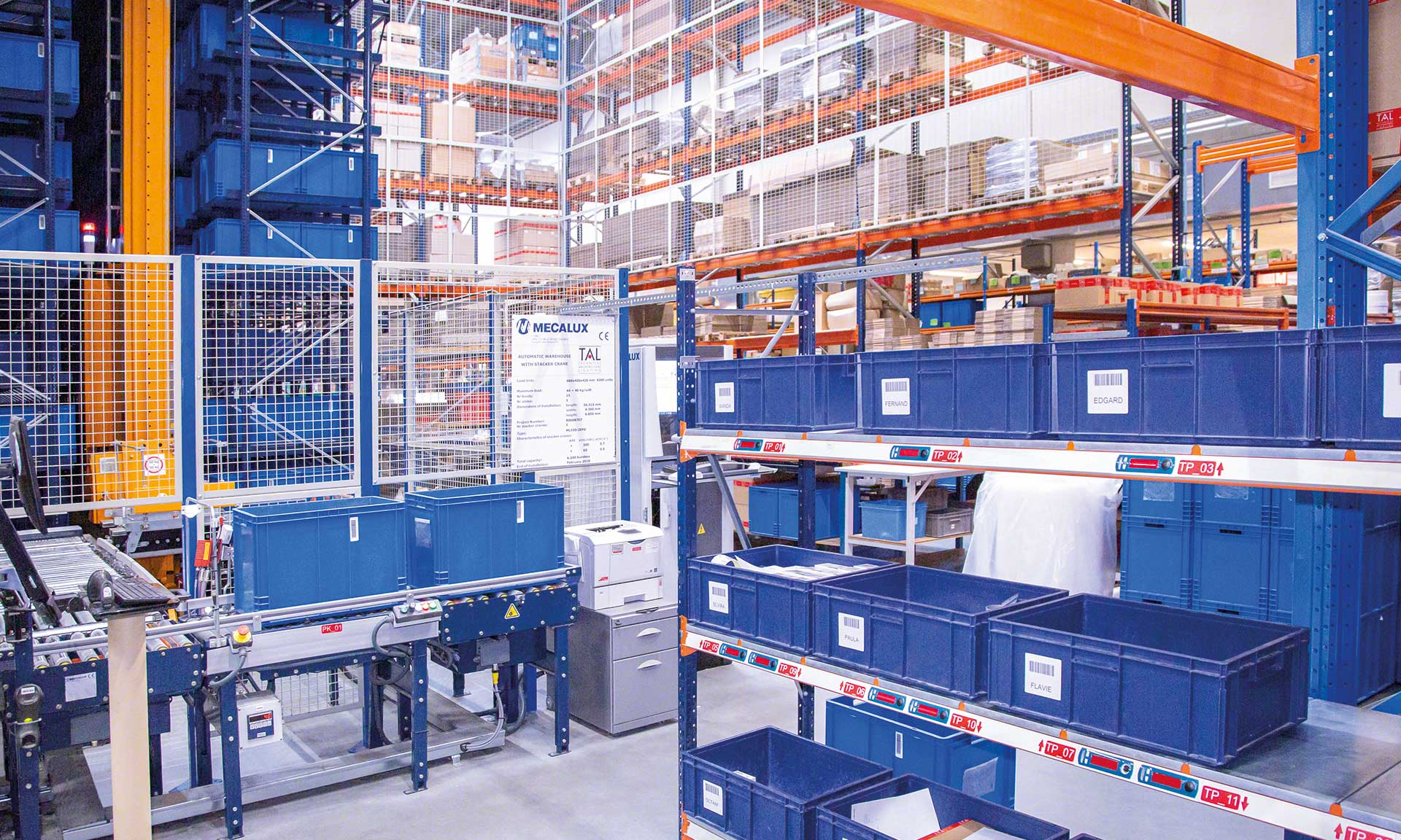 Types of suppliers and choosing the best - Mecalux.com