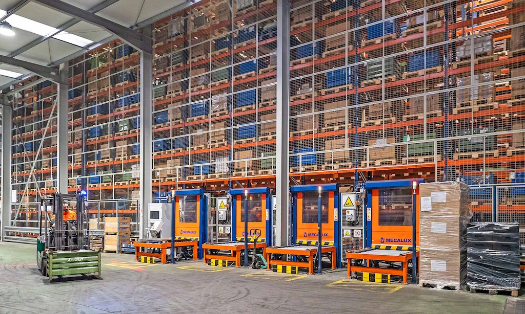 Warehouse tracking system and how it works - Mecalux.com
