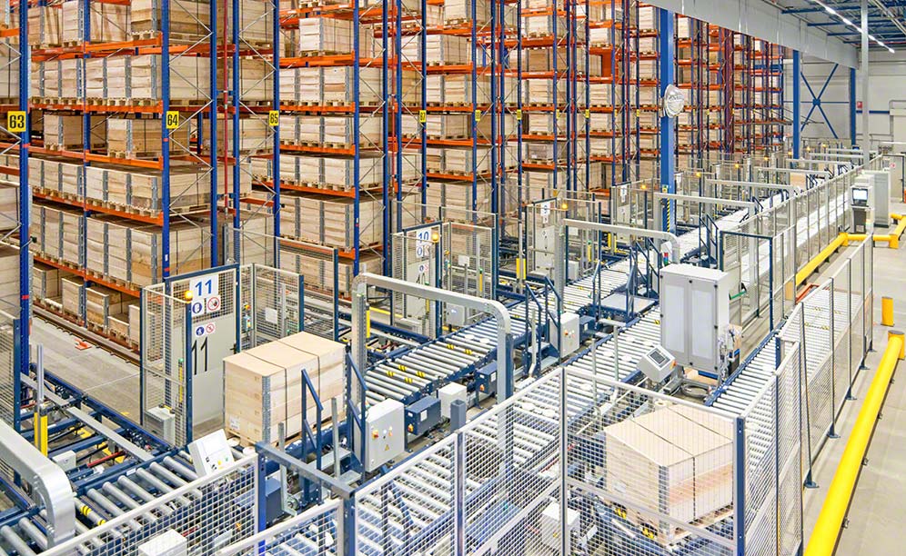 IKEA Components automates its warehouse - Mecalux.com