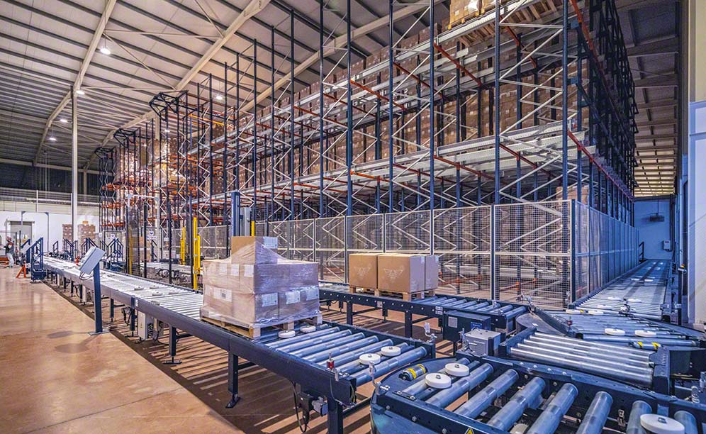 ADA automates its medical supply factory - Mecalux.com