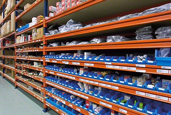 Heavy Duty Storage Racks and Shelving - Mecalux.com