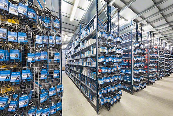 Heavy Duty Storage Racks and Shelving - Mecalux.com