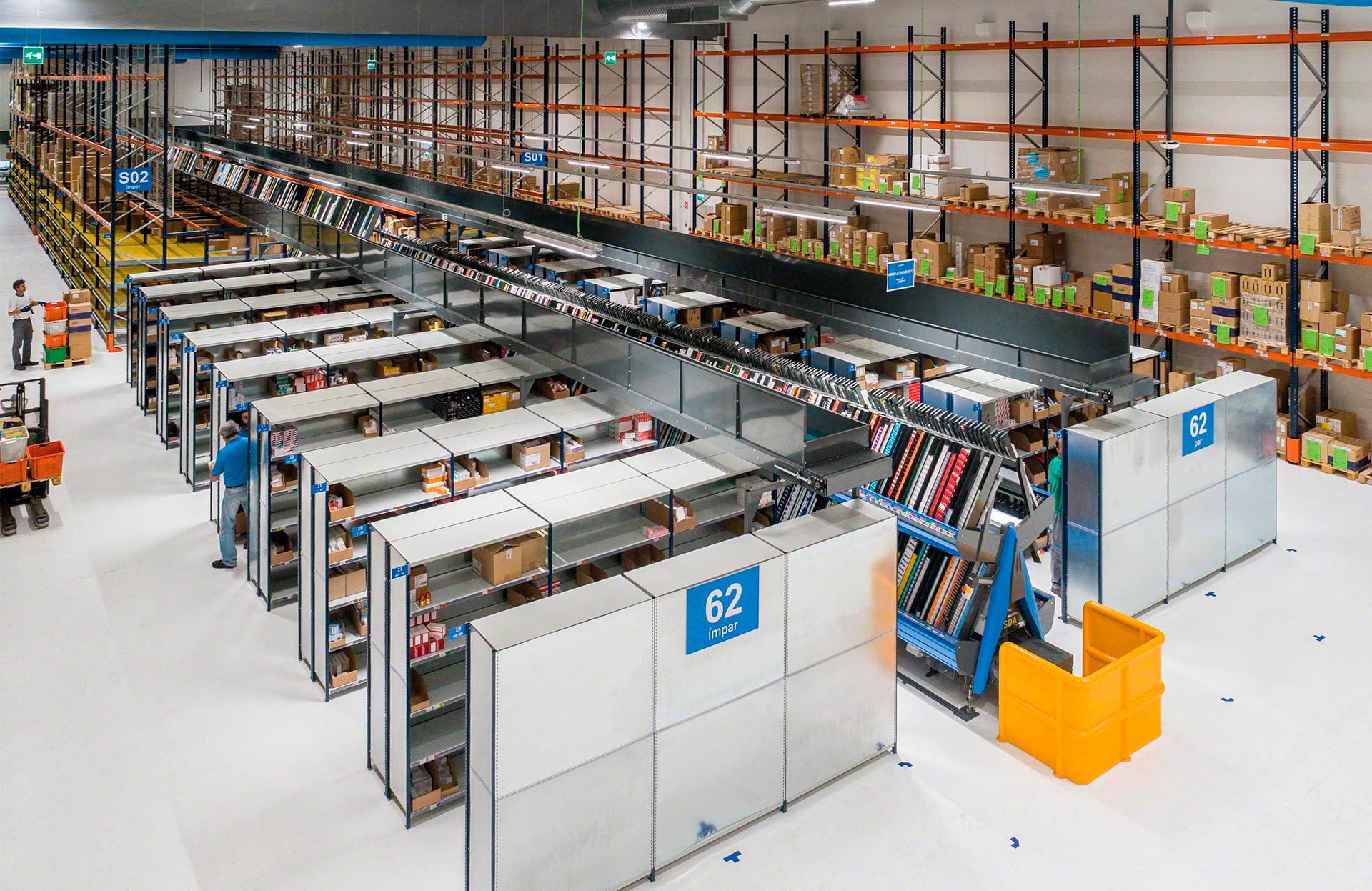 Light Duty Racks and Shelving - Mecalux.com